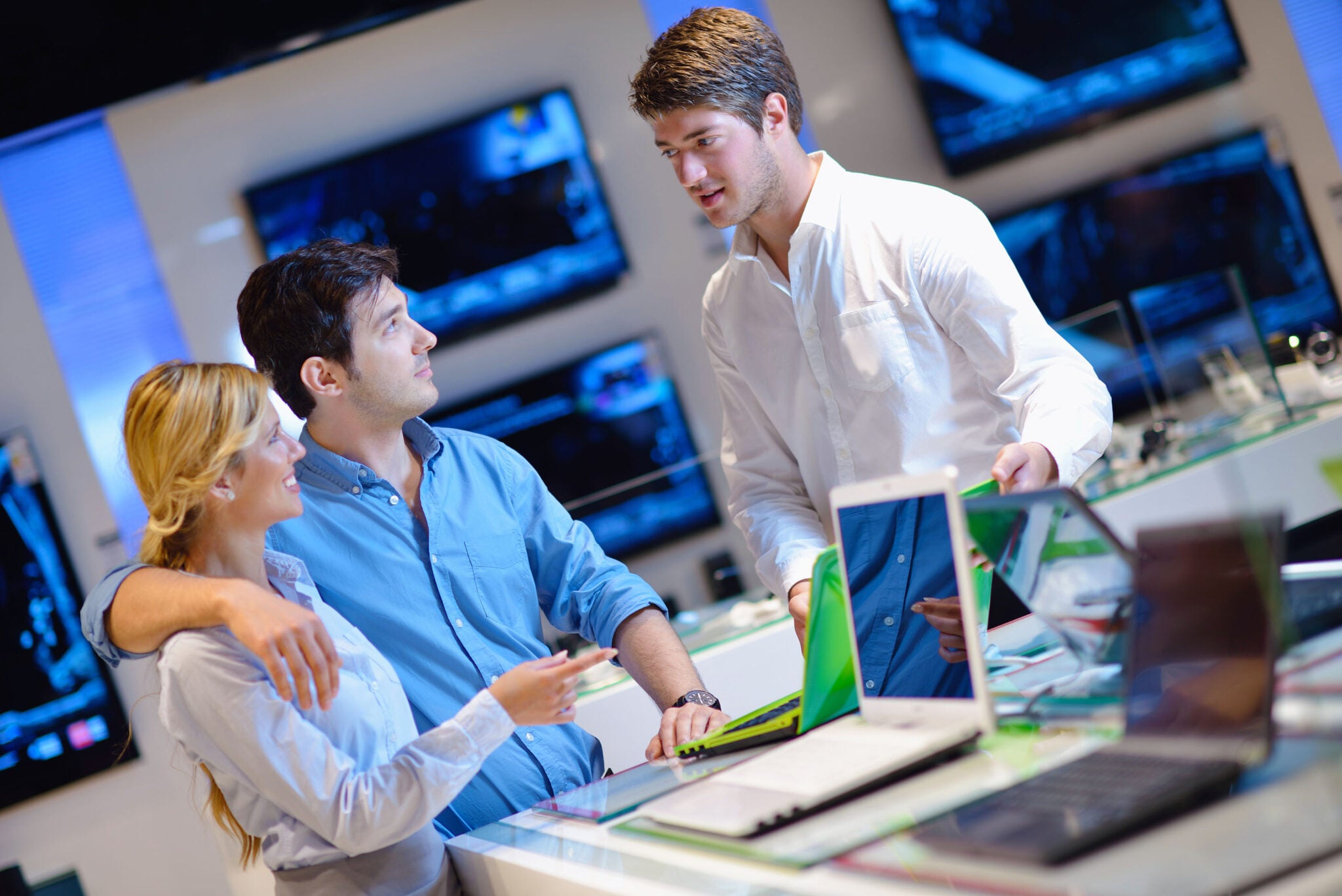 How to Implement Your 2014 Digital Retail Strategy | Touch Dynamic